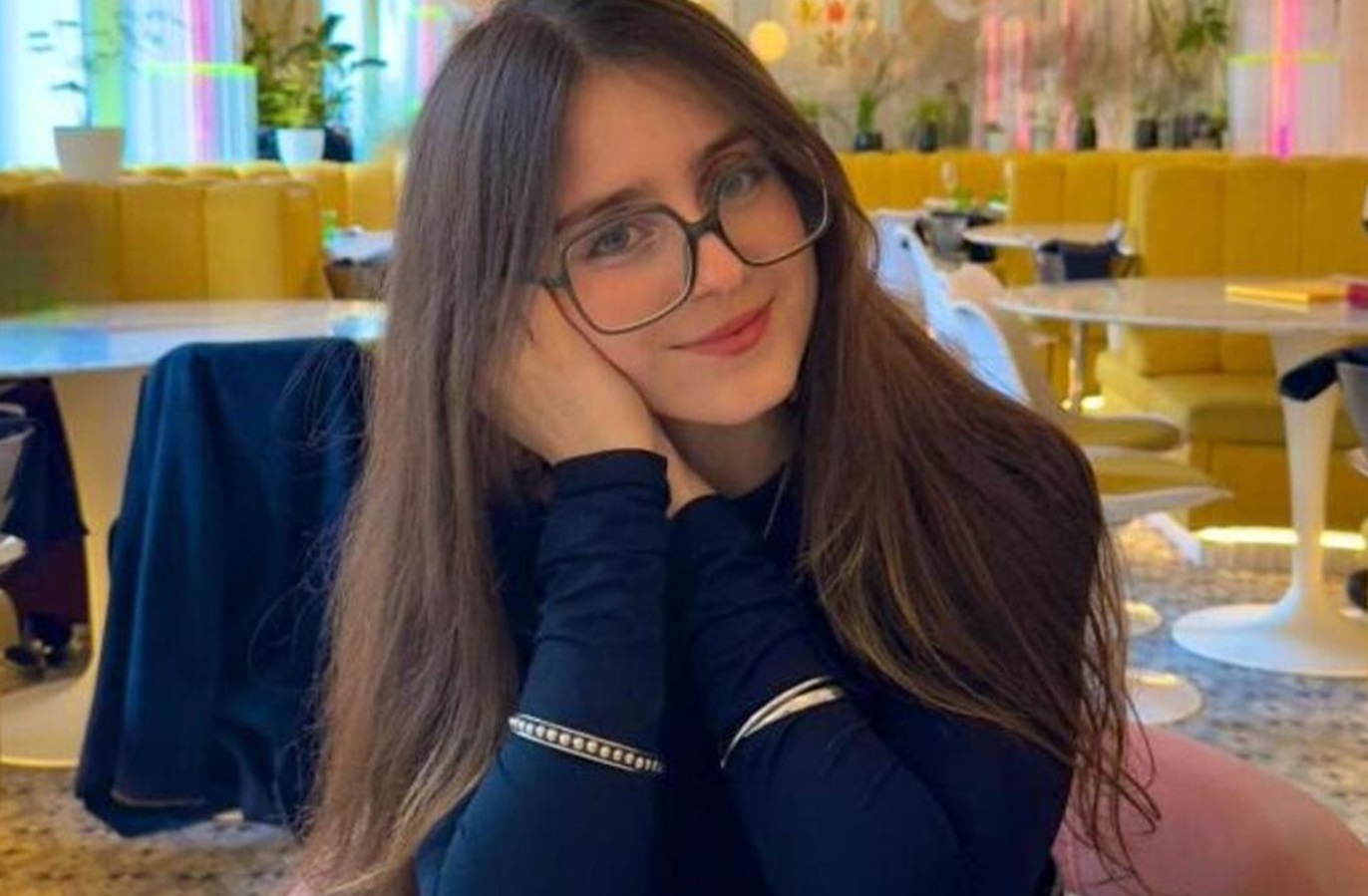 Quién es RoRo, la influencer polémica por cocinar a su novio